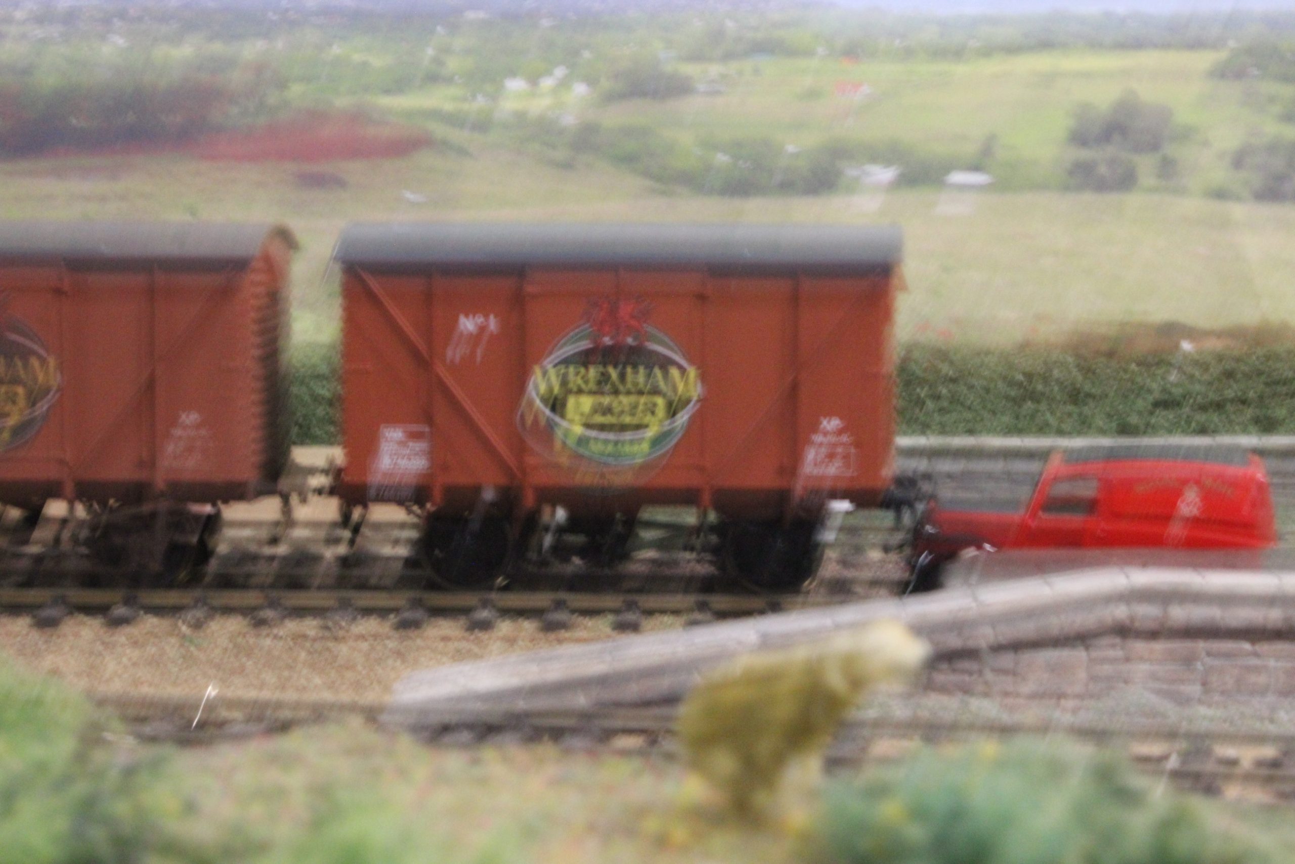 7F-056-024 BR STANDARD PLYWOOD VAN WREXHAM LAGER No1 - UK Model Railway ...