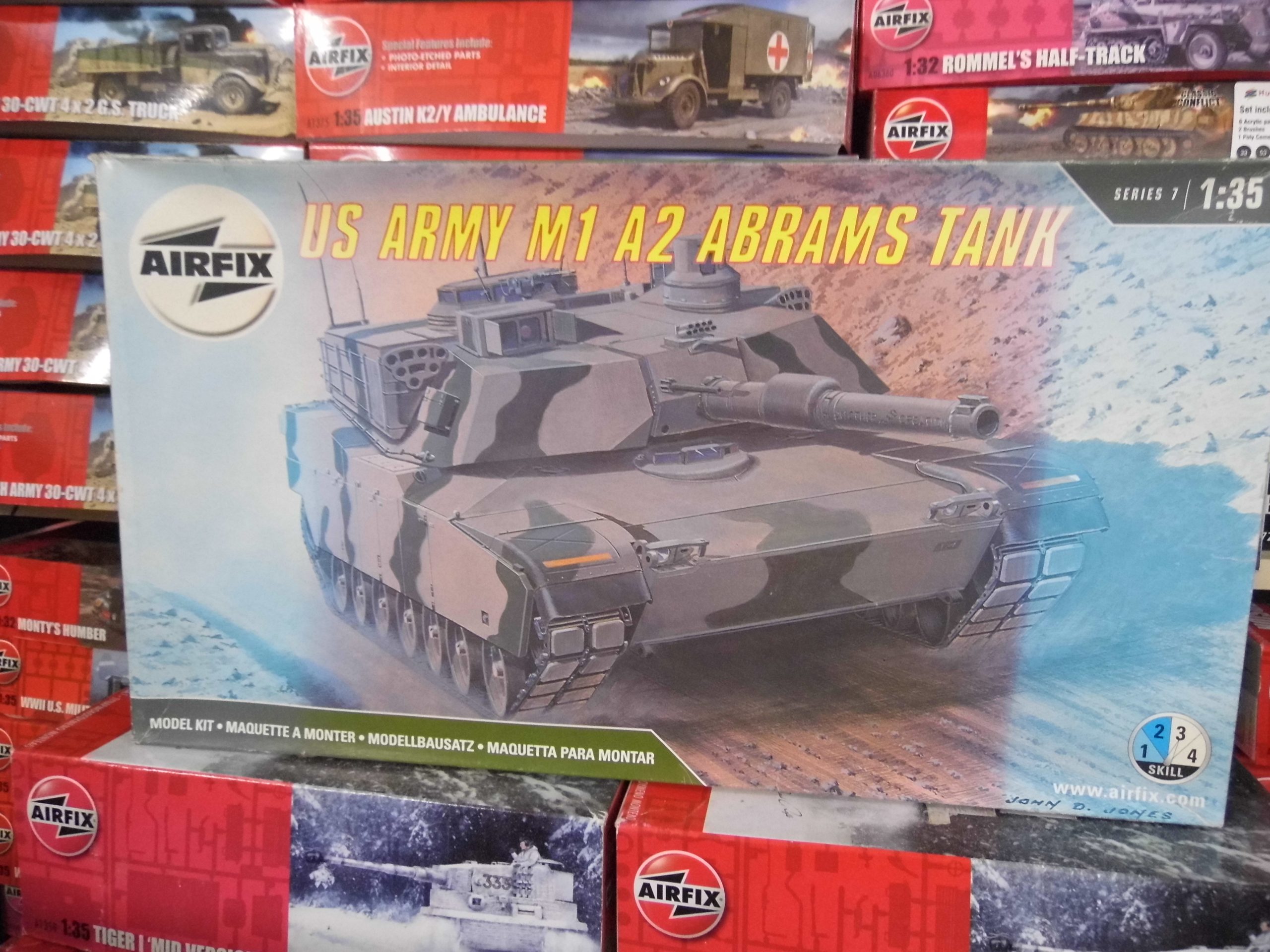 07361 US Army M1 A2 Abrams Tank - UK Model Railway Locomotives, Rolling ...