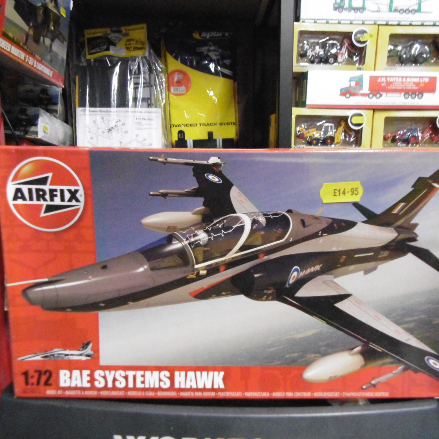 A03073 BAe Systems Hawk - UK Model Railway Locomotives, Rolling Stock ...
