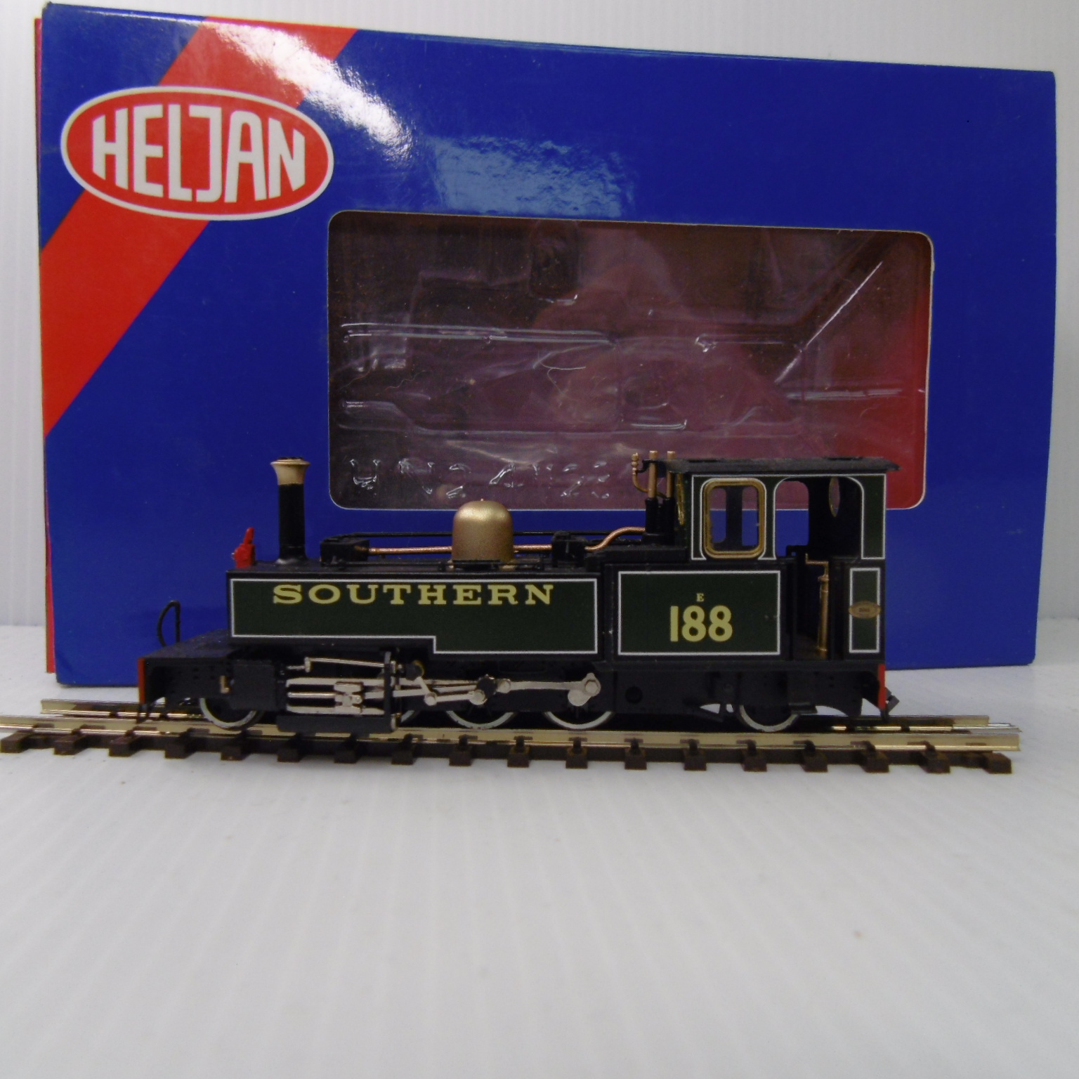 Heljan 9960 E188 `LEW` in Southern Lined Green - UK Model Railway ...