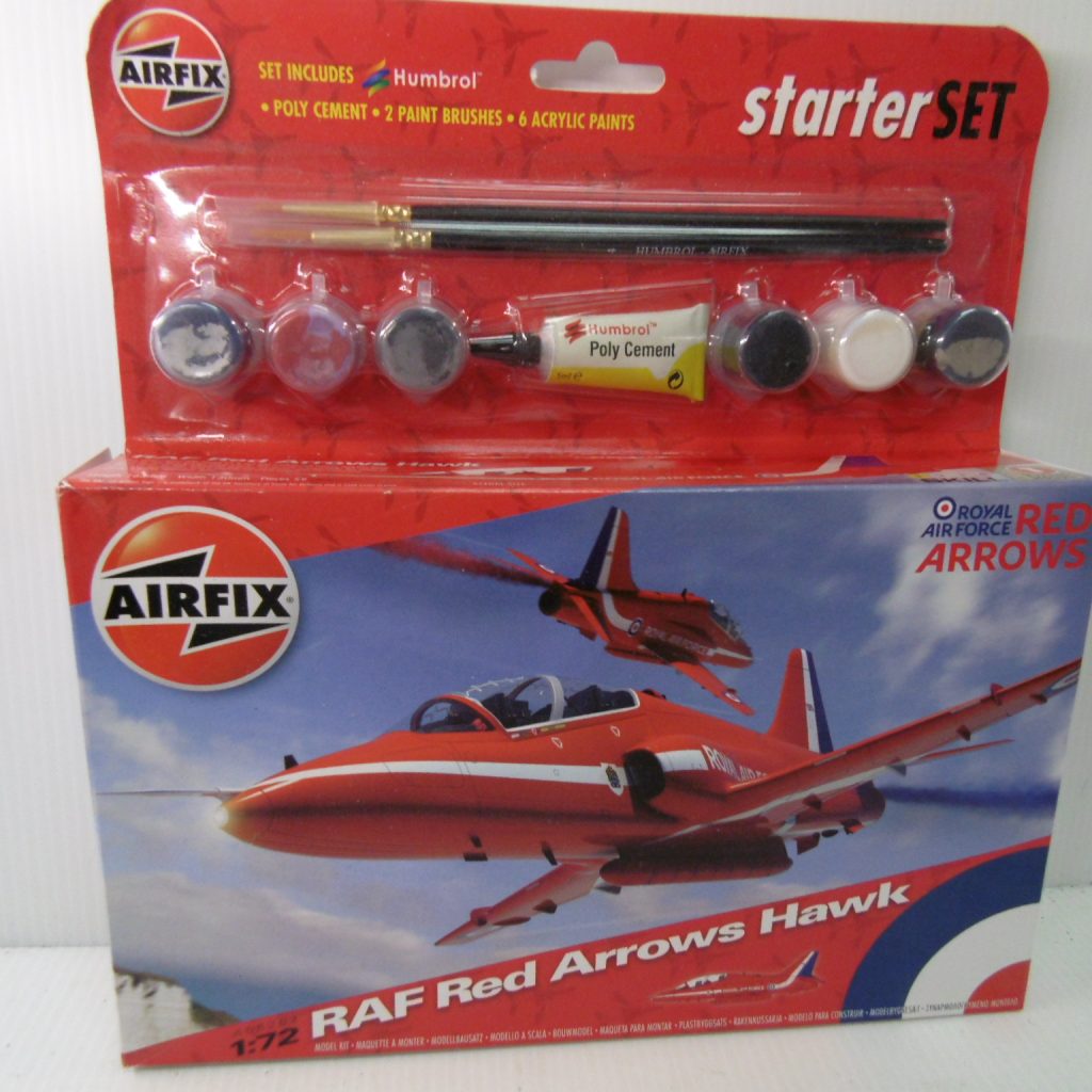 Airfix A55202 RAF Red Arrows Hawk - UK Model Railway Locomotives ...