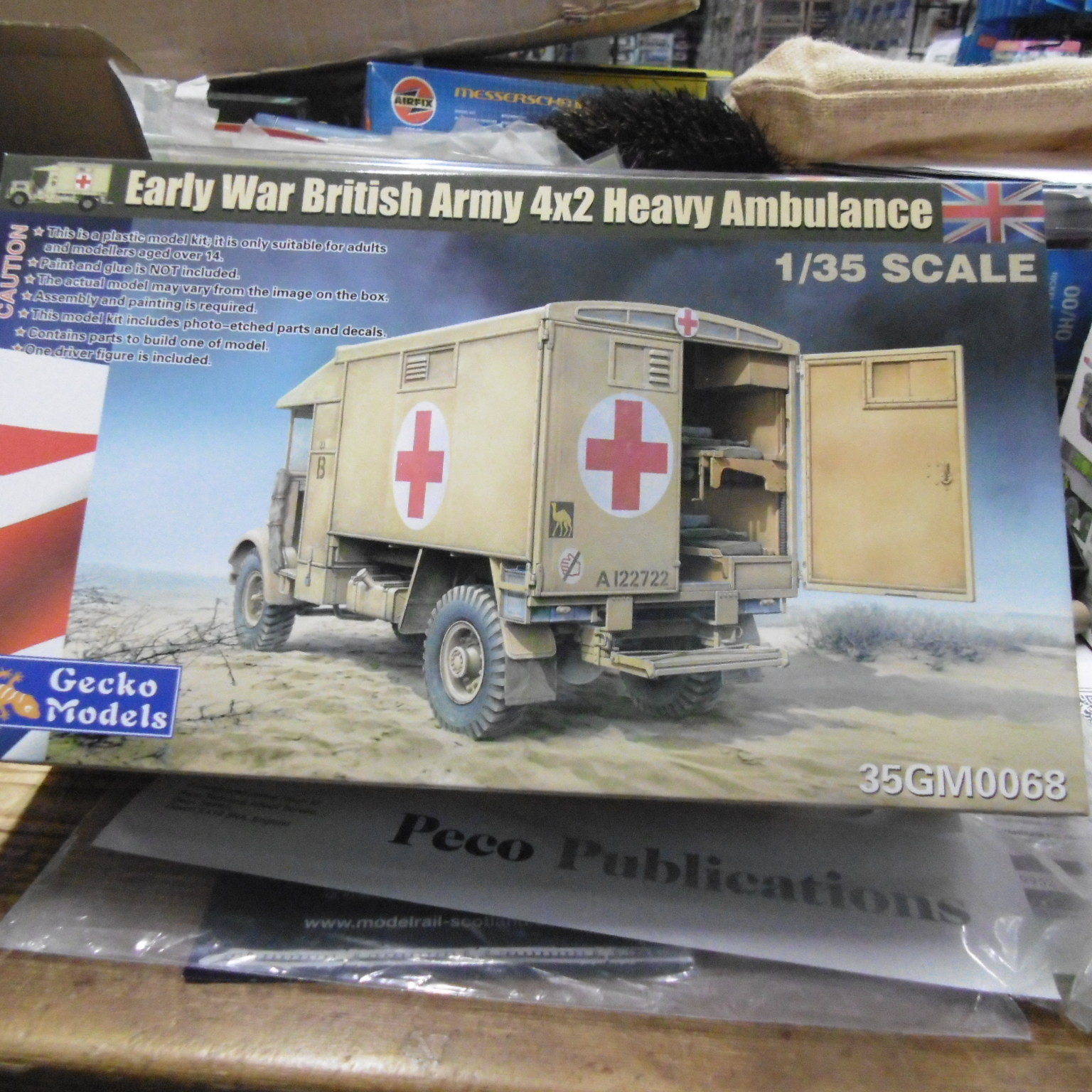 Gecko Models 35GM0068 Early War British Army 4X2 Heavy Ambulance - UK ...